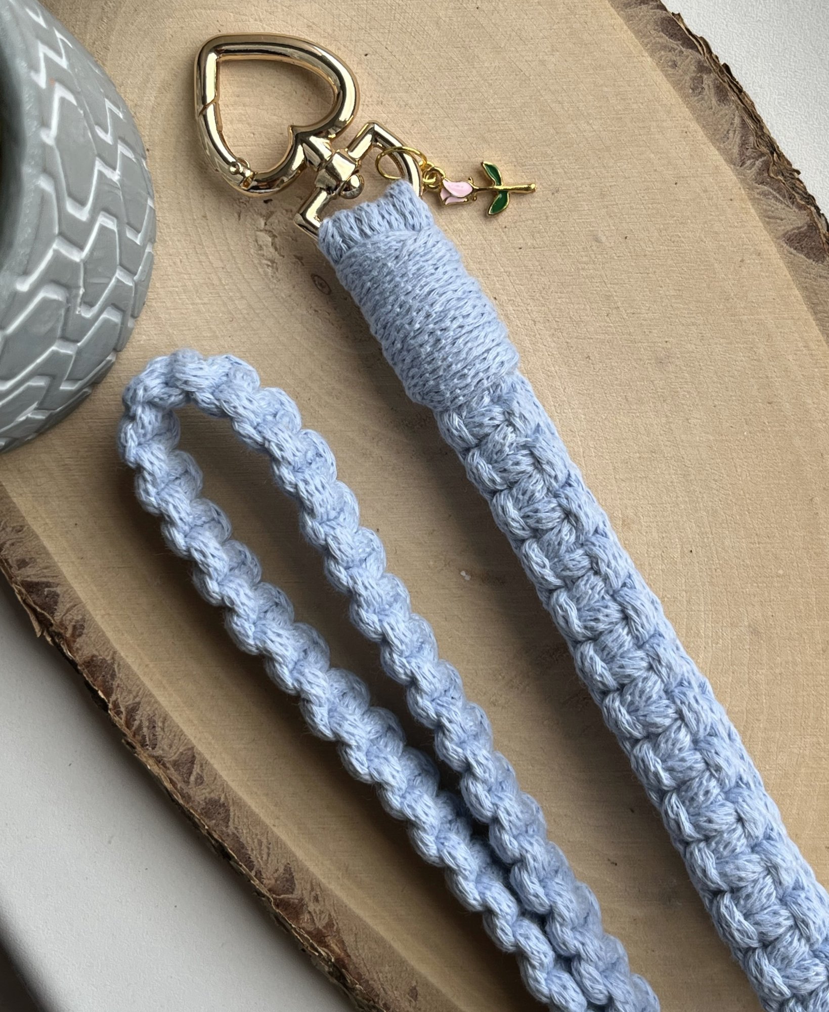 Návod na Macramé klíčenku, Vyrobenolaskou.cz